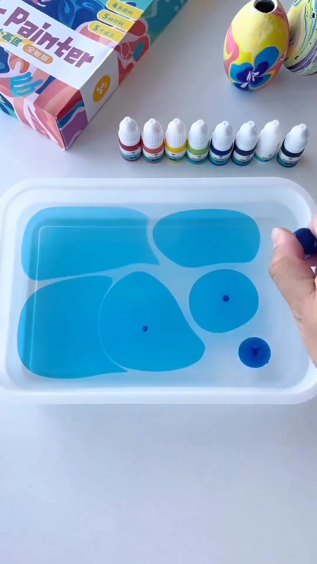 Creating Stunning Floral Art with Water Marbling: A Step-by-Step Tutorial