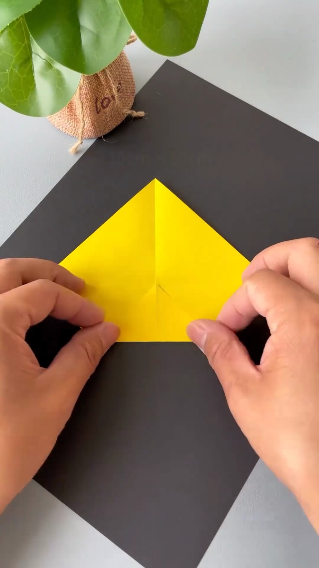 DIY Paper Sunflower Tutorial