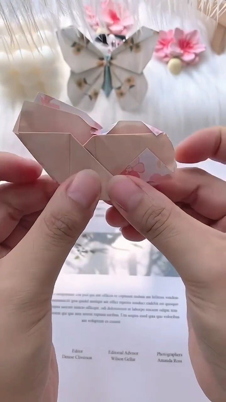 How to Make a Gorgeous DIY Handmade Paper Butterfly Bookmark