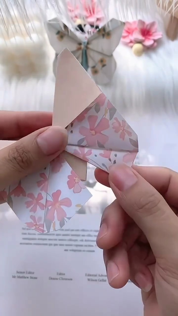How to Make a Gorgeous DIY Handmade Paper Butterfly Bookmark