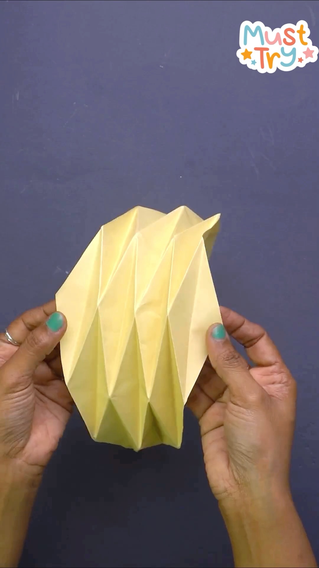 DIY Paper Origami Crescent Moon