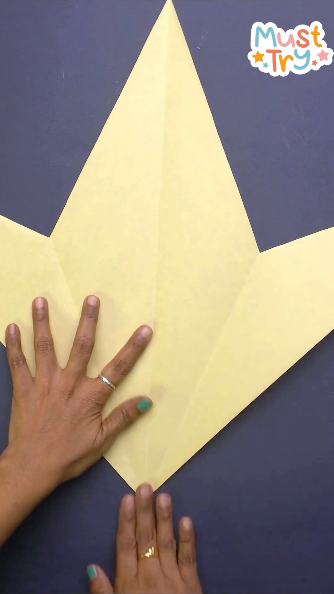 DIY Paper Origami Crescent Moon