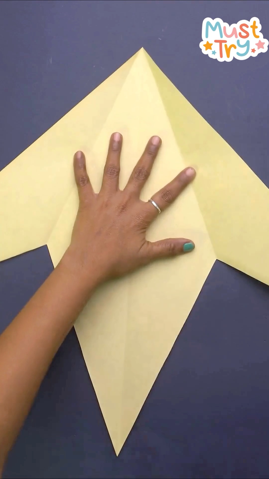 DIY Paper Origami Crescent Moon