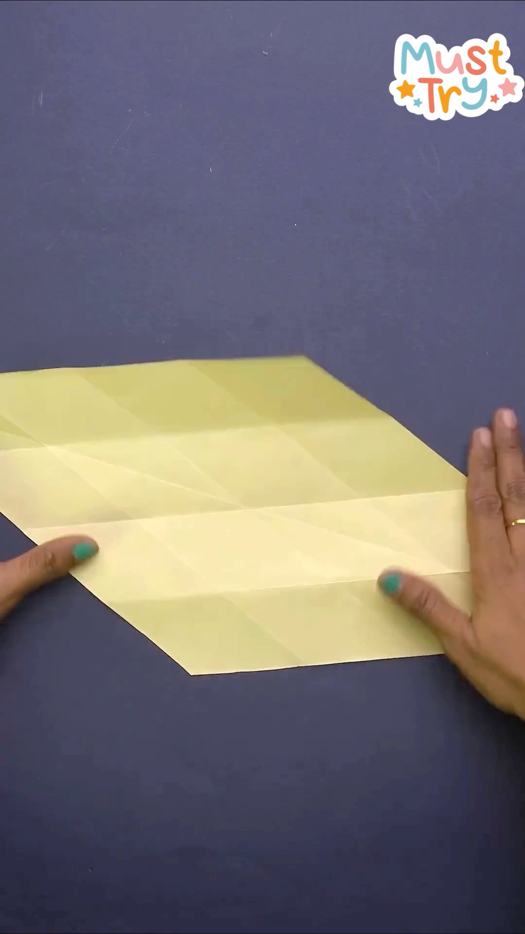 DIY Paper Origami Crescent Moon