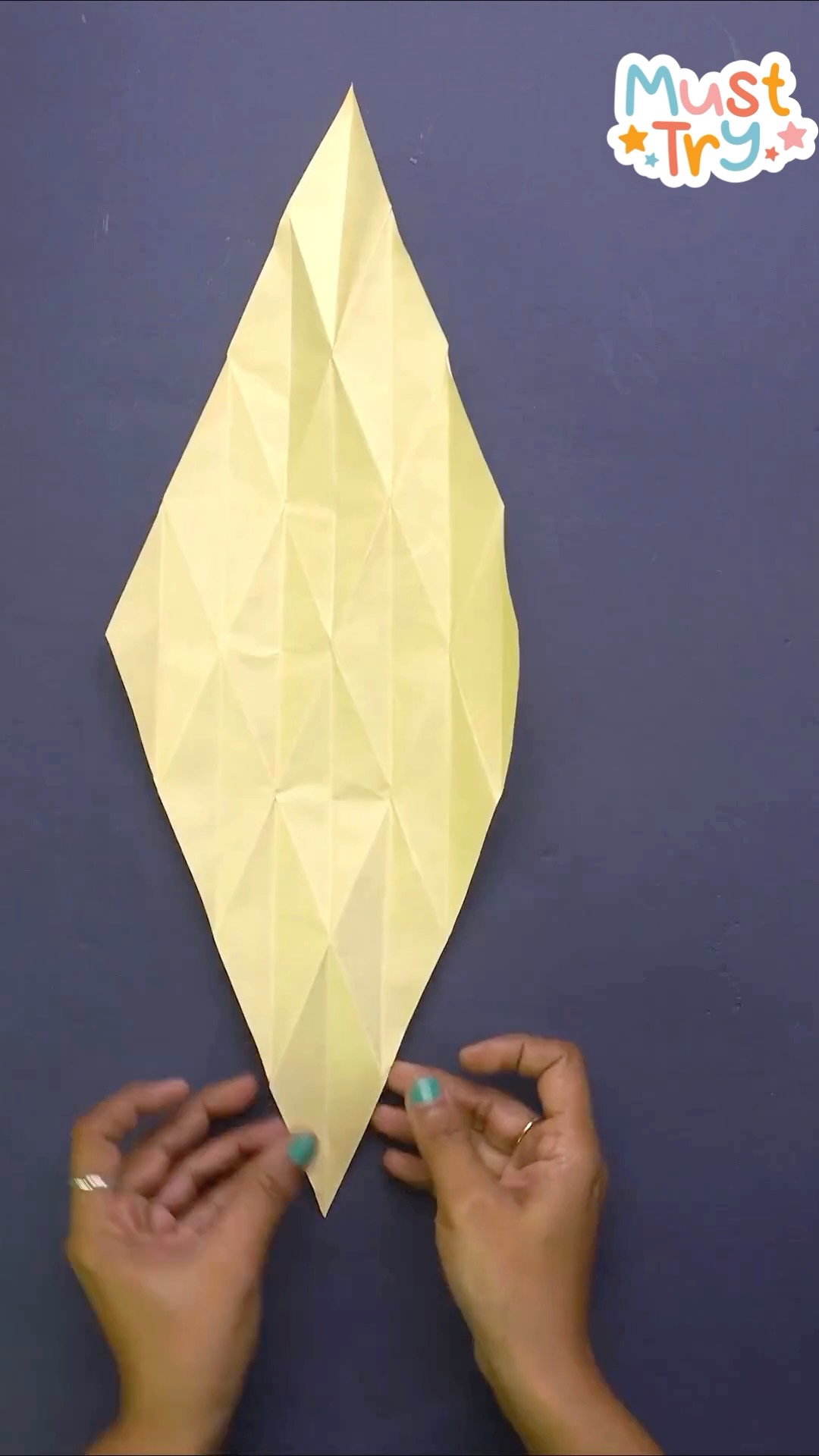 DIY Paper Origami Crescent Moon