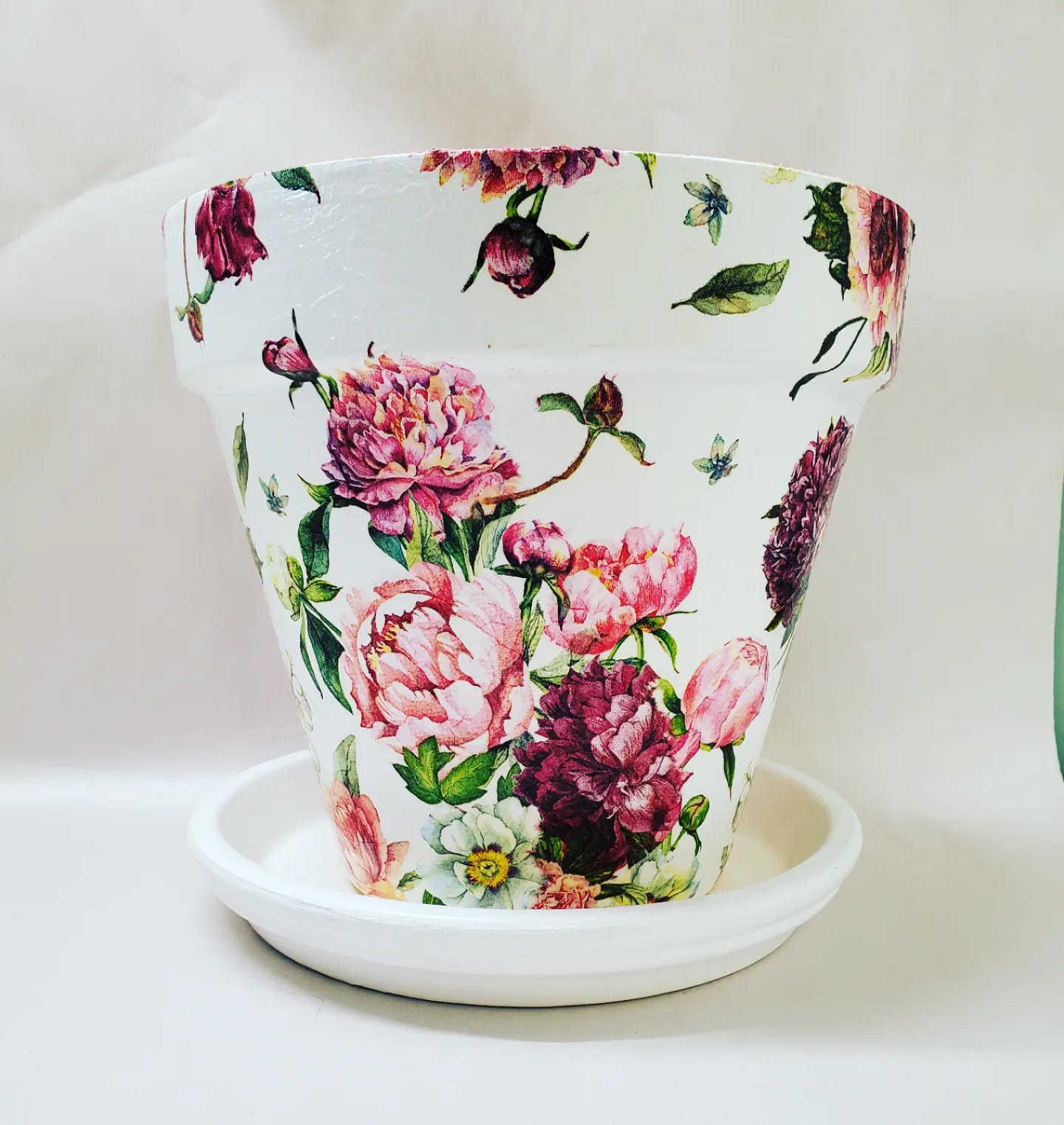 61 Stunning Decoupage Craft Ideas