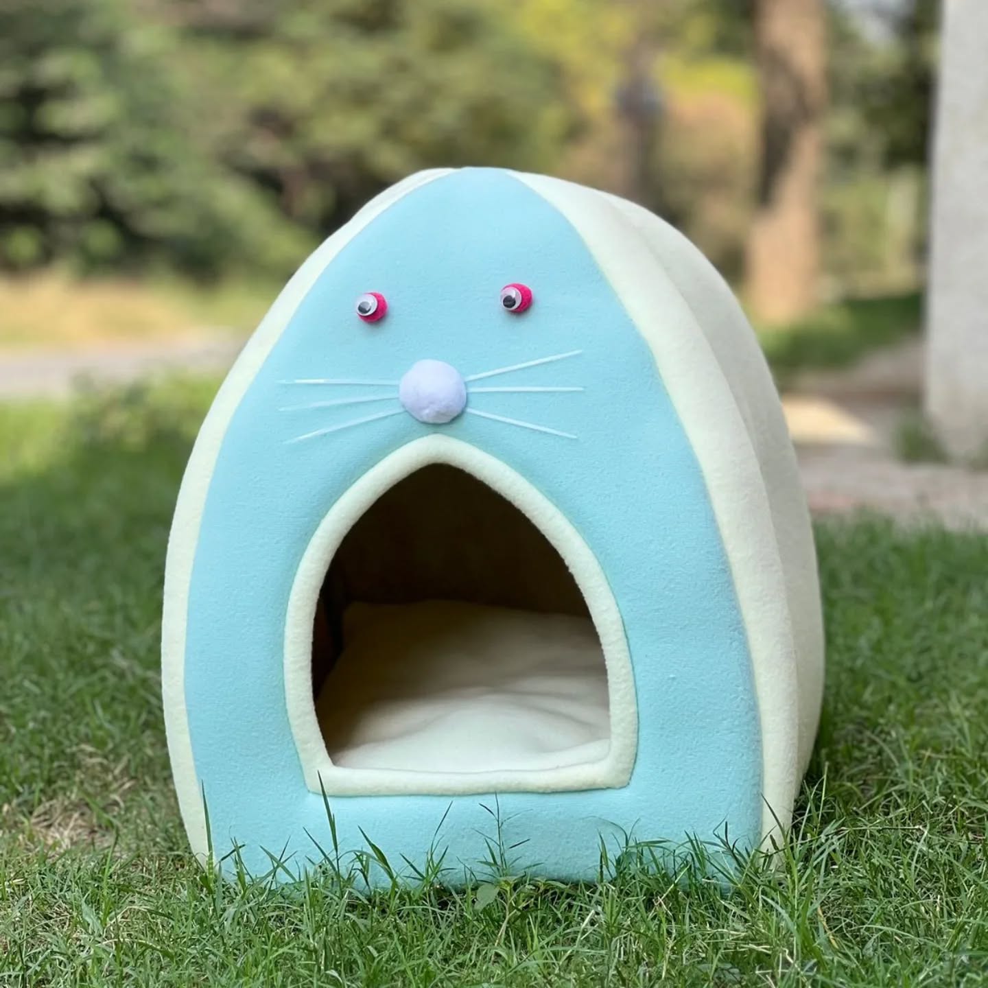 25+ Cat House Ideas for Indoor & Outdoor Spaces: Functional Designs ...