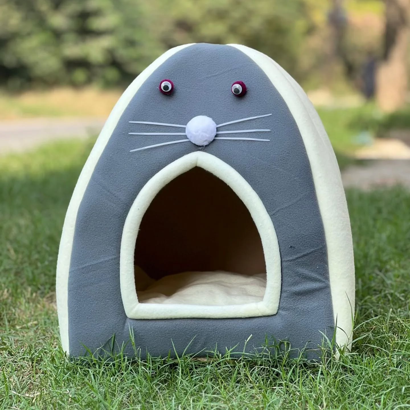 25+ Cat House Ideas for Indoor & Outdoor Spaces: Functional Designs ...